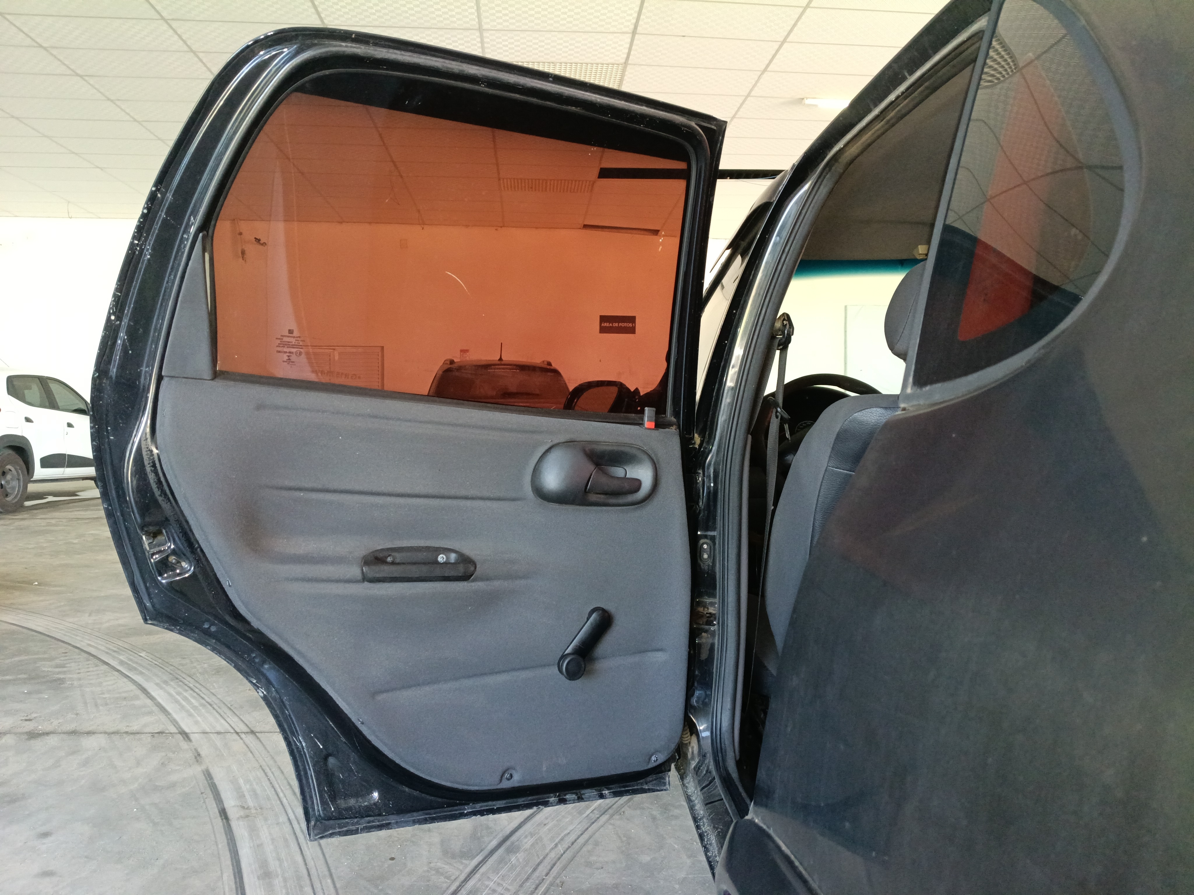 VIP Leilões - Financeiras